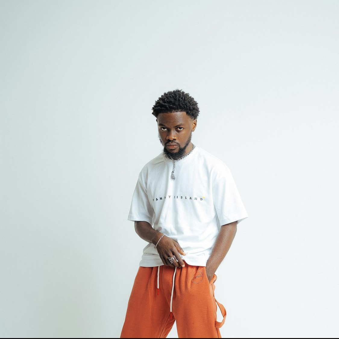 Upper Spotlight - CRACKER MALLO - The Upper Entertainment