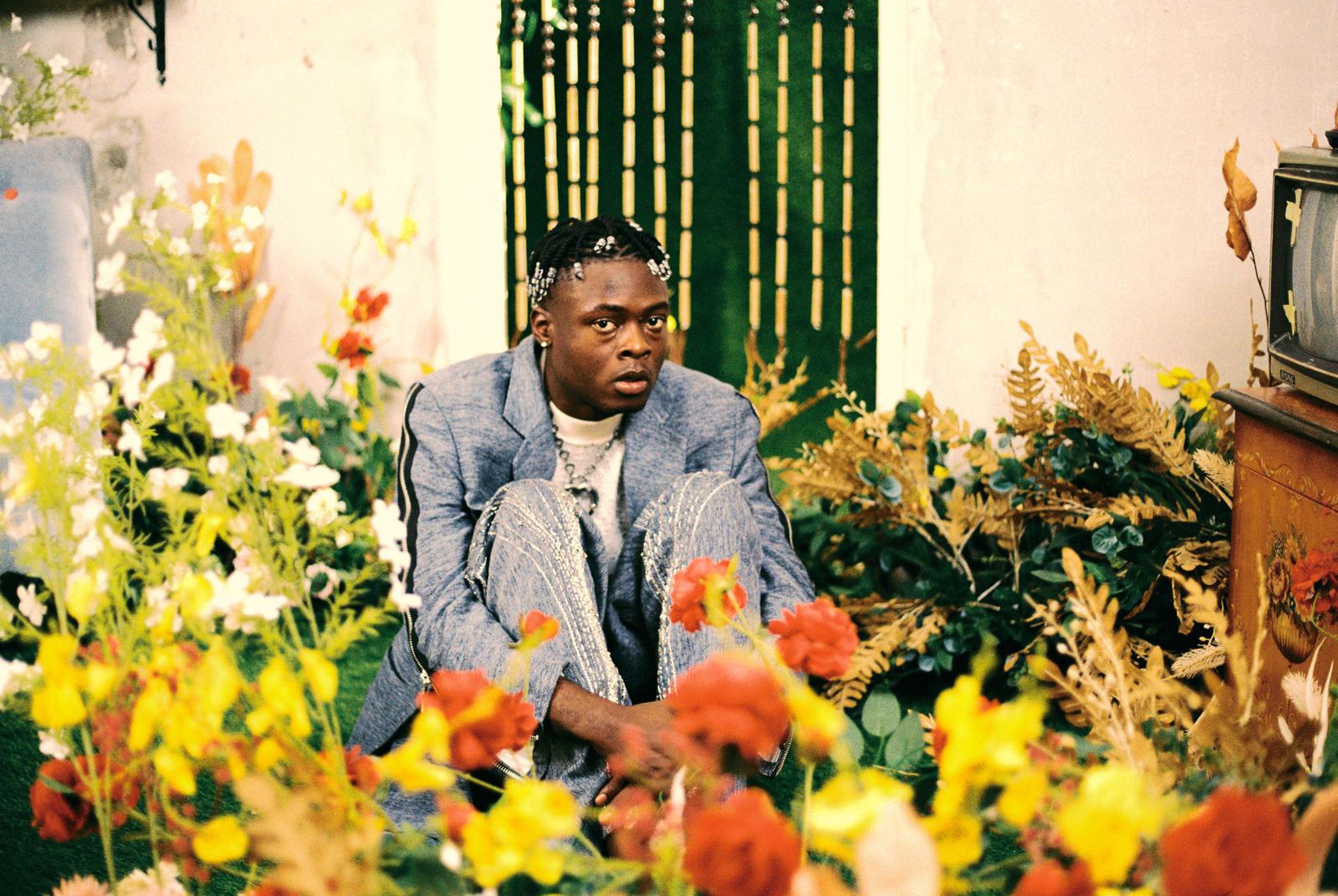 Toyé Unveils New EP "Wahala in Paradise" - The Upper Entertainment